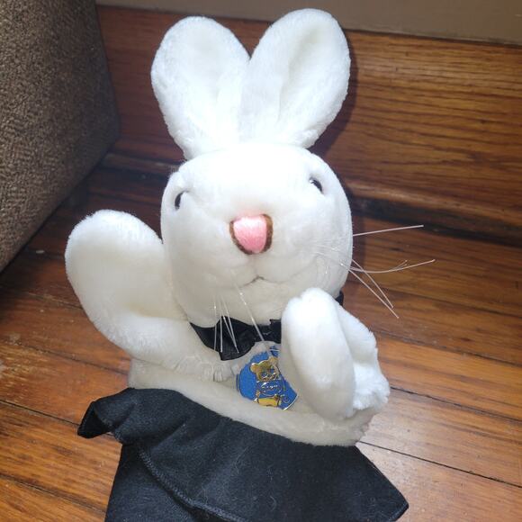 Daikin | Toys | Vintage Dakin Hand Puppet Plush 5 White Rabbit In Black ...